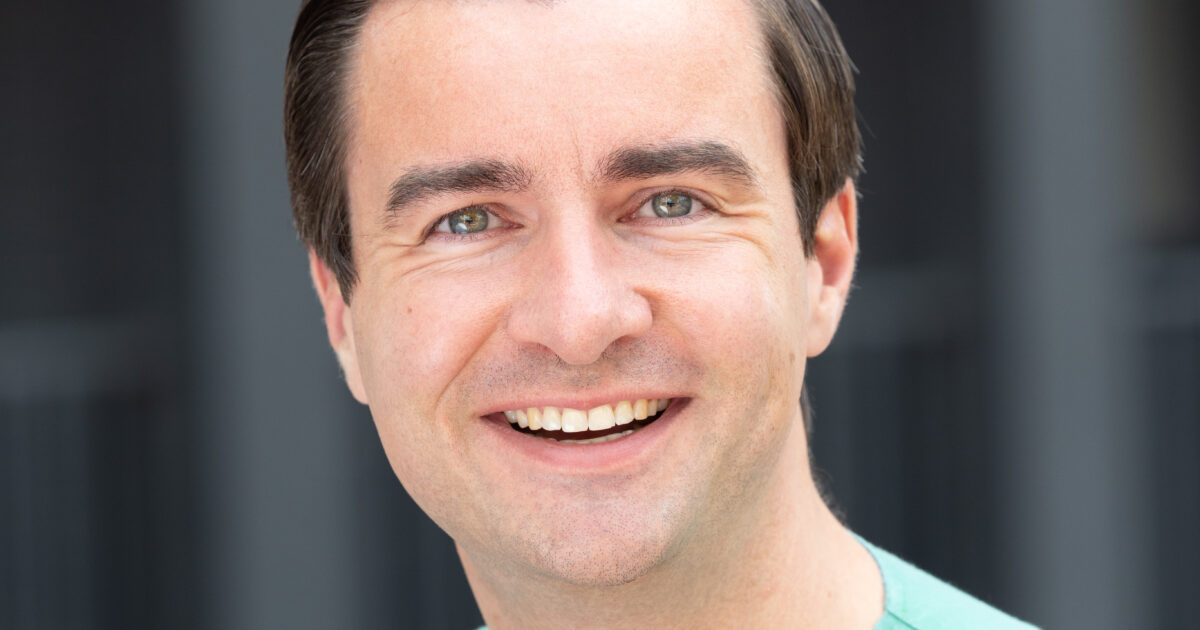 az West | Dr. Couvreur Tim